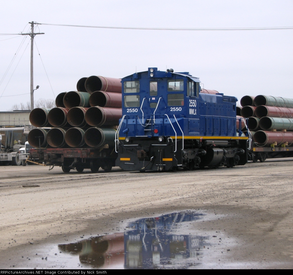 MWLX SW1500 in KCS yard
